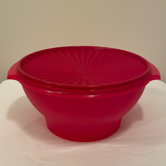 Tupperware | Kitchen | Servalier Large Salad Bowl | Poshmark